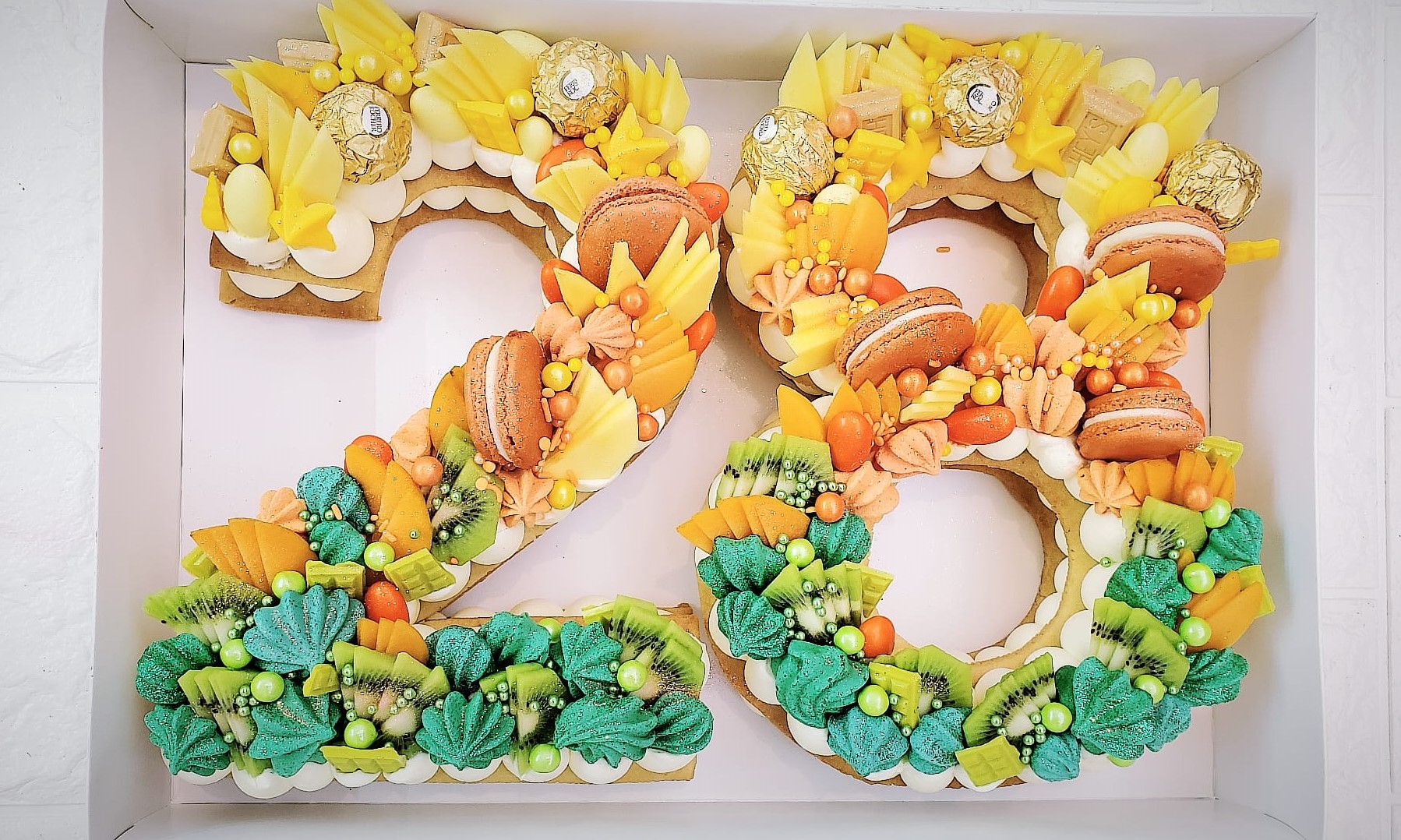 DOUBLE MEDIUM - up to 18 servings (19"x14") - Frudeco Miami