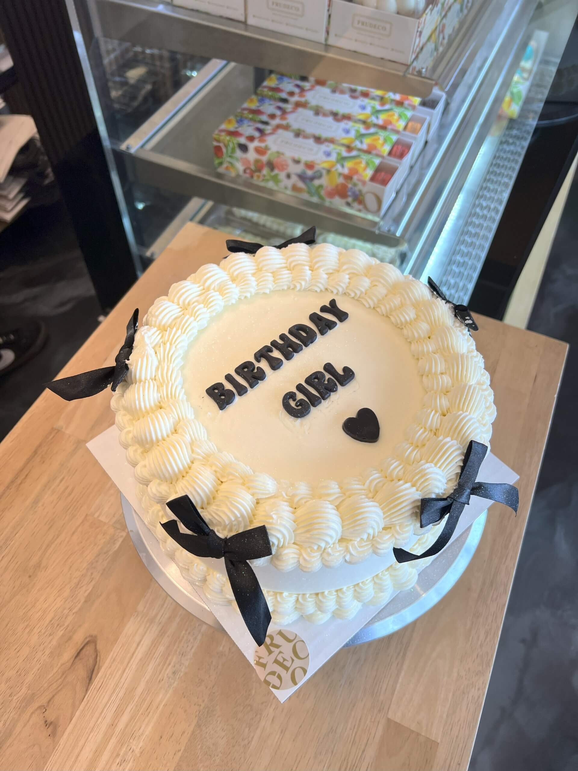 Coquette Vintage Cake - Frudeco Miami